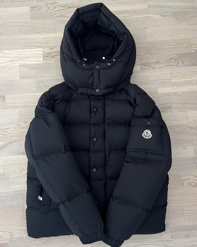 Vzre Jacket in Black – Repz Plug